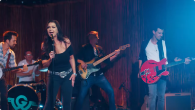 Watch Now: Gretchen Wilson “Little Miss Runner Up” – Country Music News ...