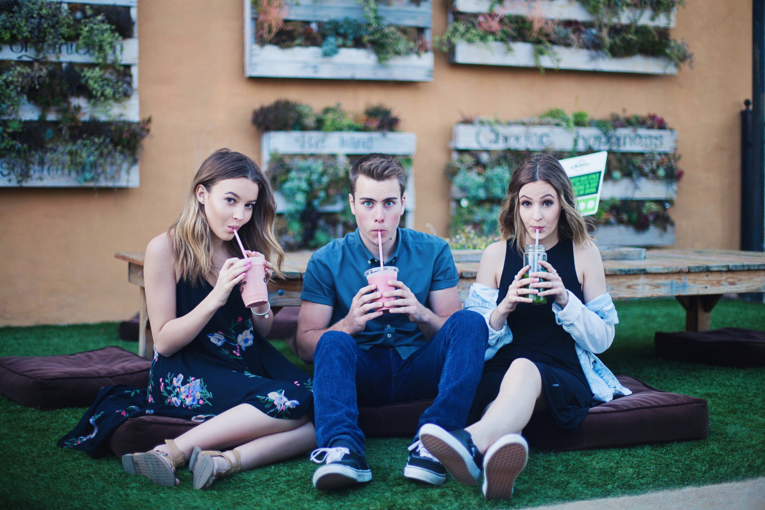 COUNTRY MUSIC TRIO TEMECULA ROAD PREMIERE MUSIC VIDEO FOR FIRST SINGLE ...