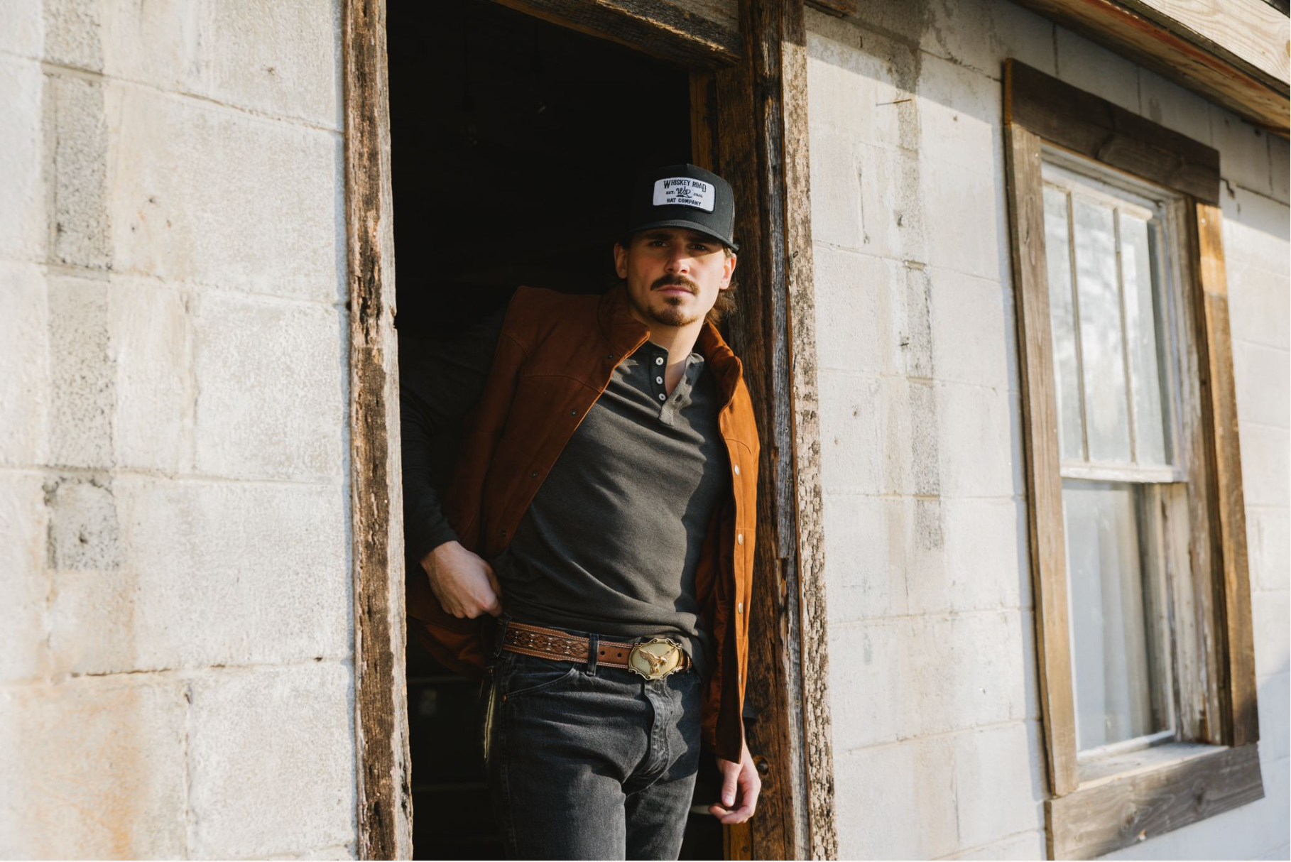 Tucker Wetmore is Gaining Momentum on Country Radio – Country Music ...